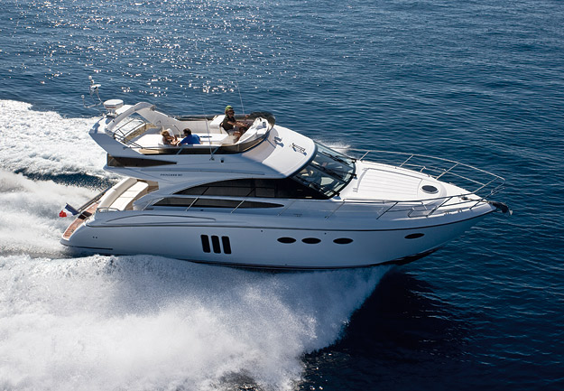 NEWS & EVENTS：PRINCESS 50の進水式が行われました │ PRINCESS YACHTS JAPAN
